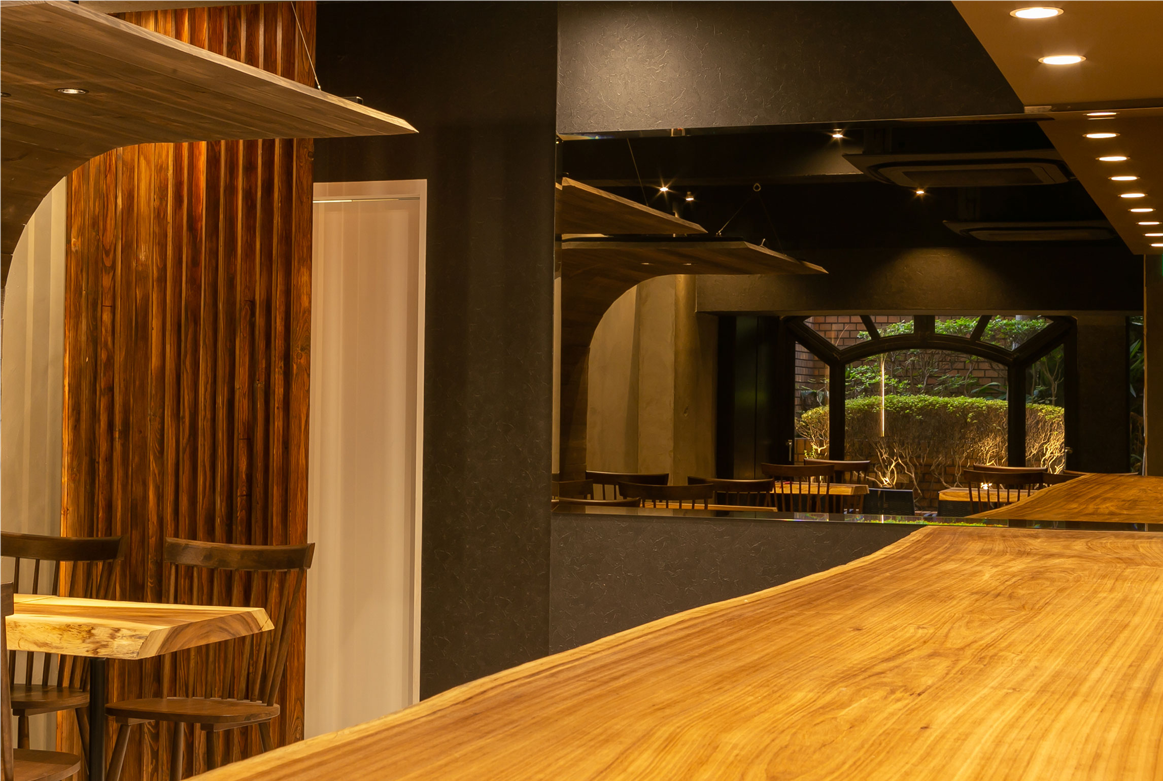 Armorica ｜ WORKS 商店建築 ｜ Design plus alpha